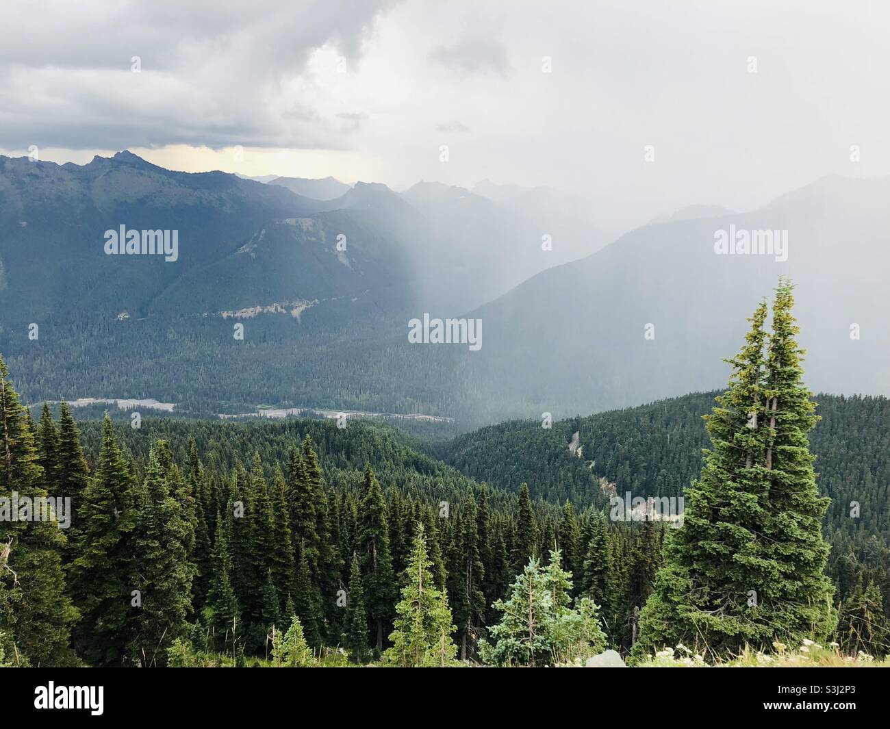Passing rain storm hi-res stock photography and images - Alamy