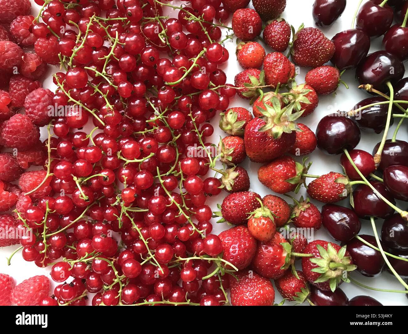 Season of fruits hi-res stock photography and images - Alamy