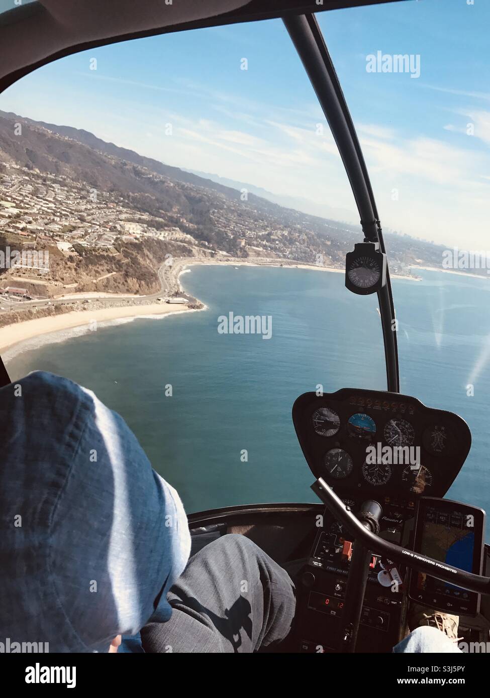 Los angeles helicopter hi-res stock photography and images - Alamy