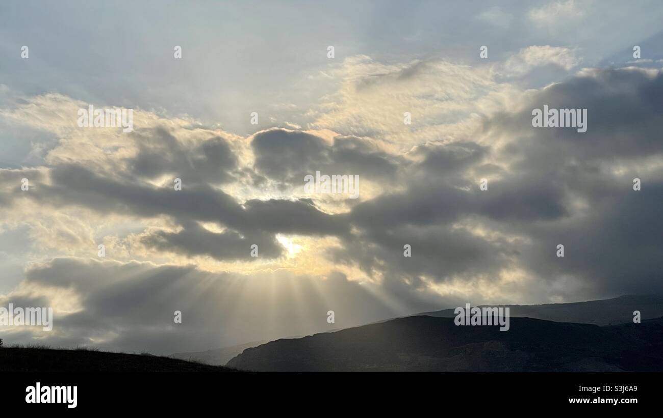 Crepuscular clouds hi-res stock photography and images - Alamy