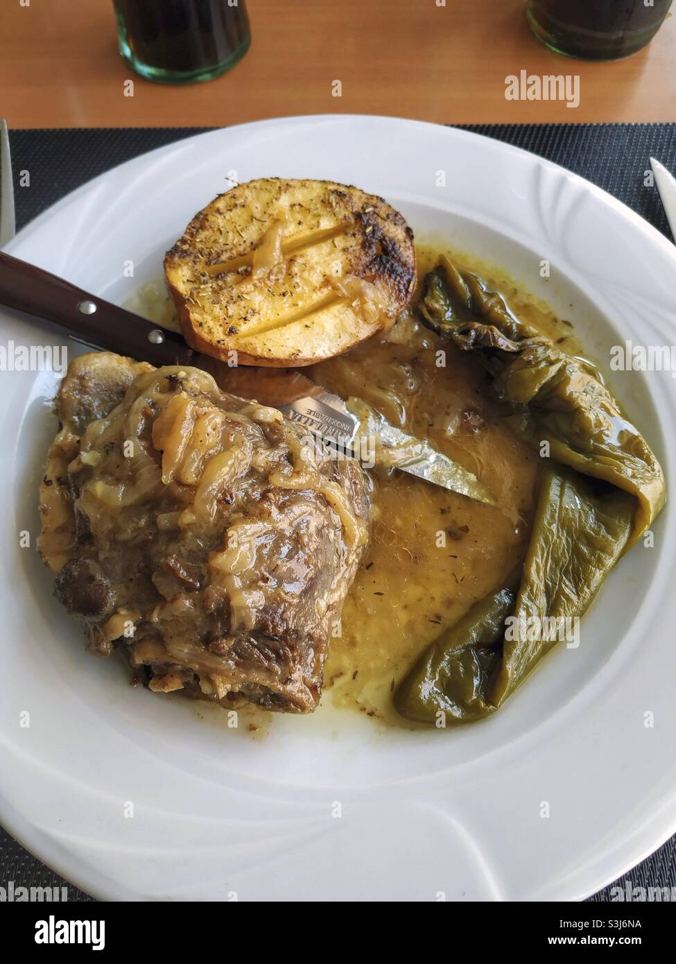 Pork cheek hi-res stock photography and images - Alamy