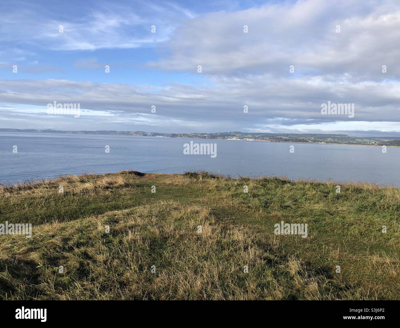 Cliff top view hi-res stock photography and images - Alamy