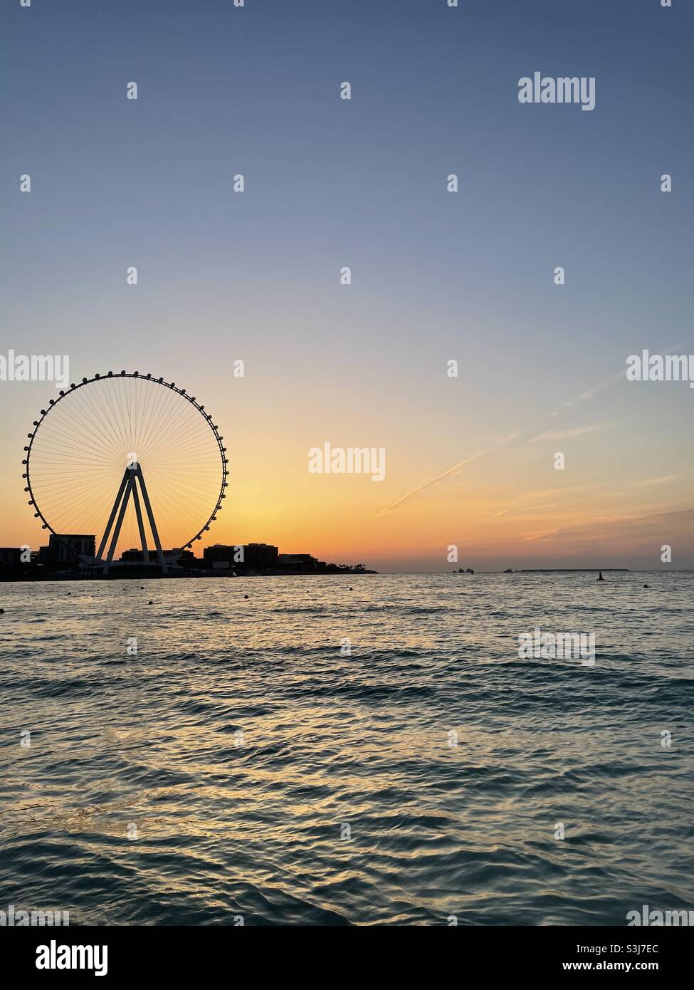 Dubai eye hi-res stock photography and images - Alamy