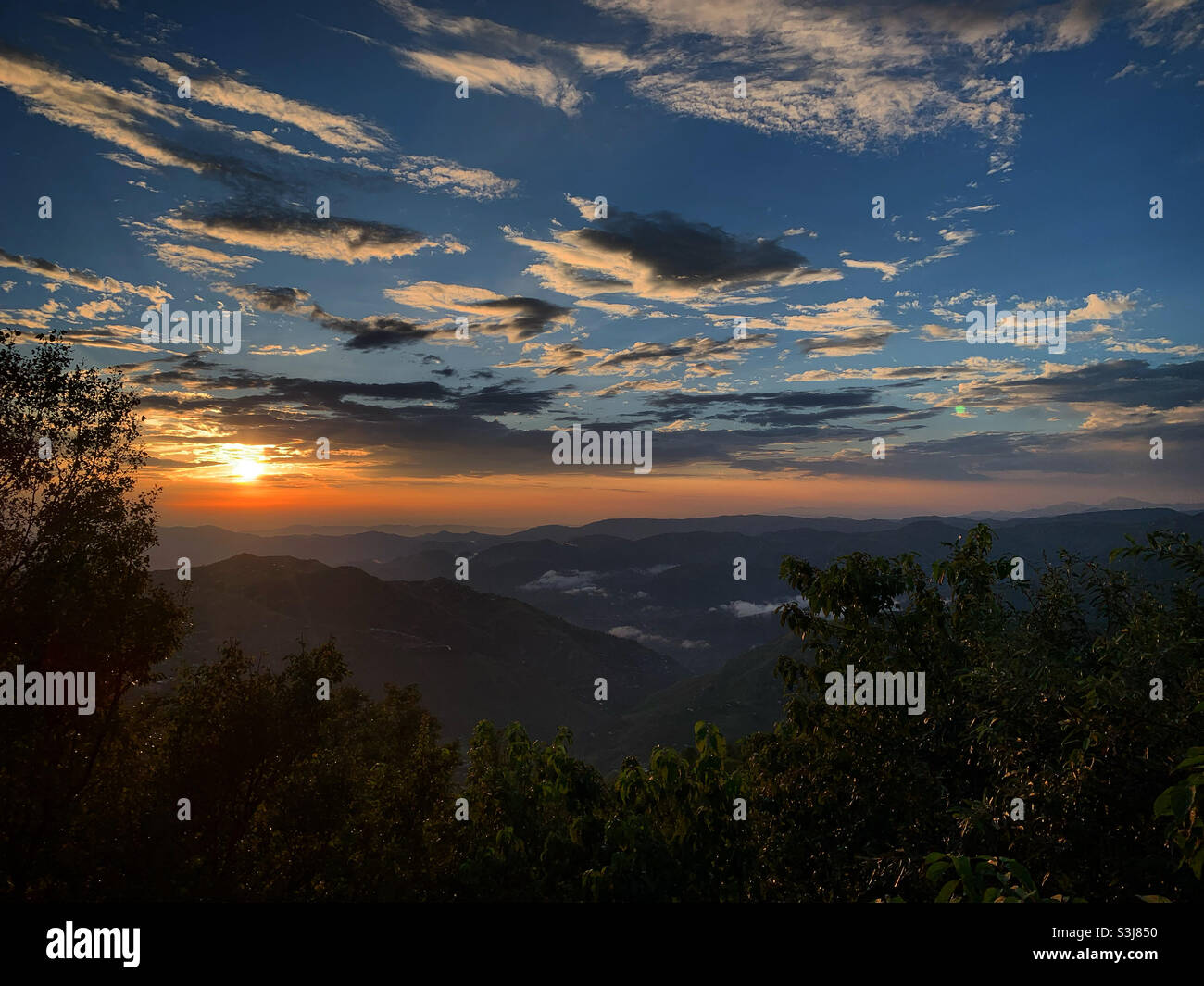 Natures way hi-res stock photography and images - Alamy