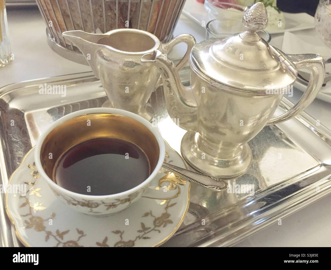 Silver milk can hi-res stock photography and images - Alamy