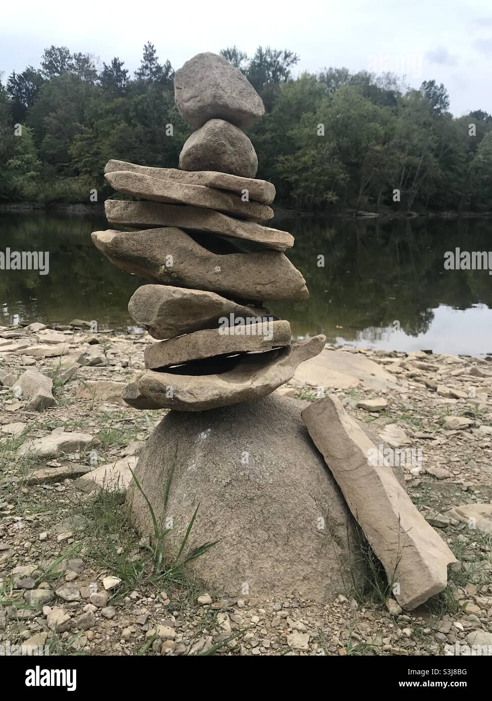 Rock stacking hi-res stock photography and images - Alamy