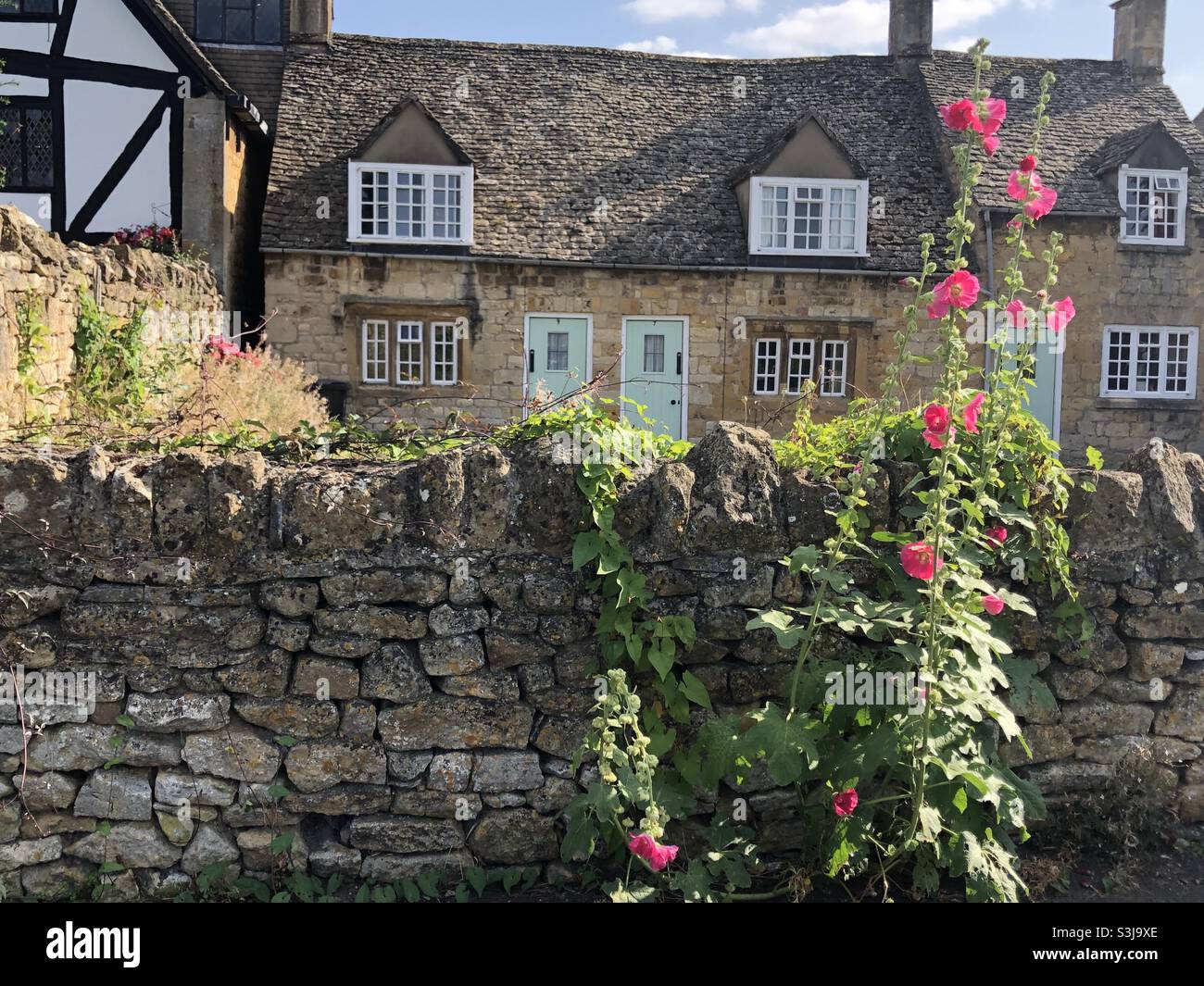 Cottages countryside hi-res stock photography and images - Alamy