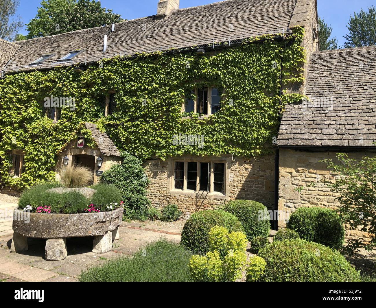 Cotswolds country hi-res stock photography and images - Alamy