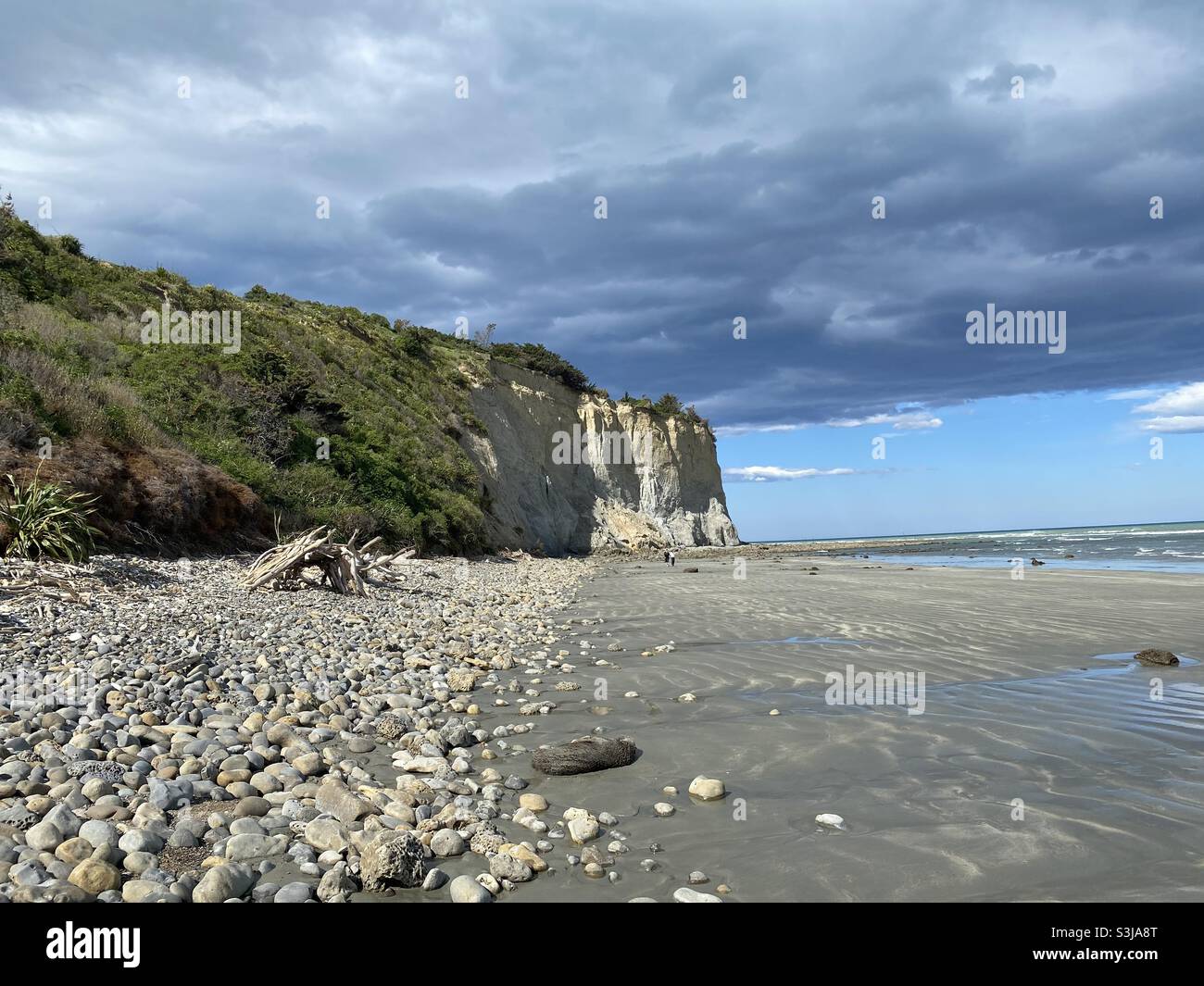 Motunau beach hi-res stock photography and images - Alamy