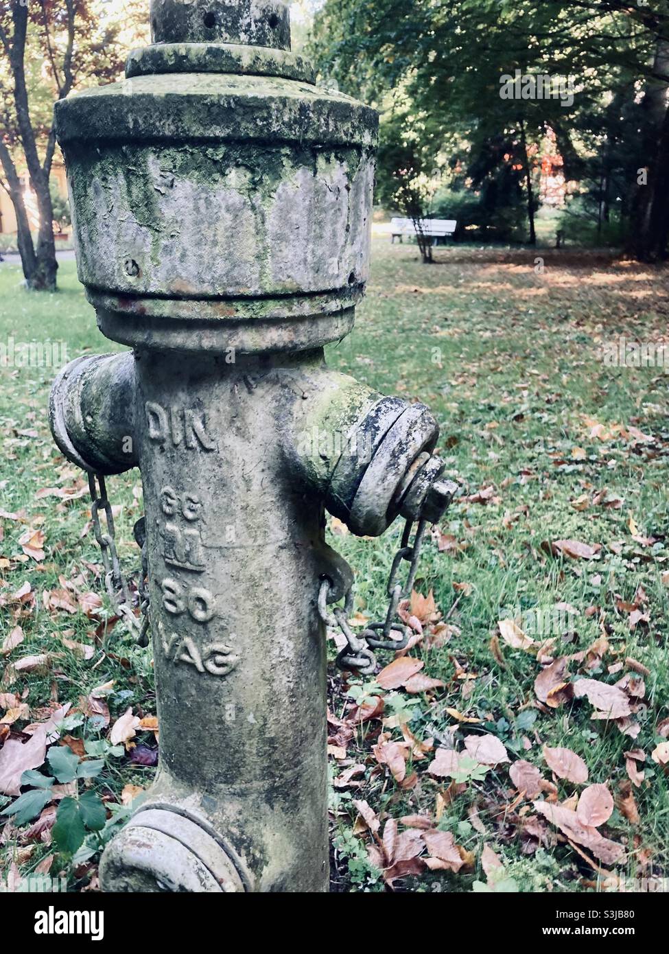 Antique fire hydrant hi-res stock photography and images - Alamy