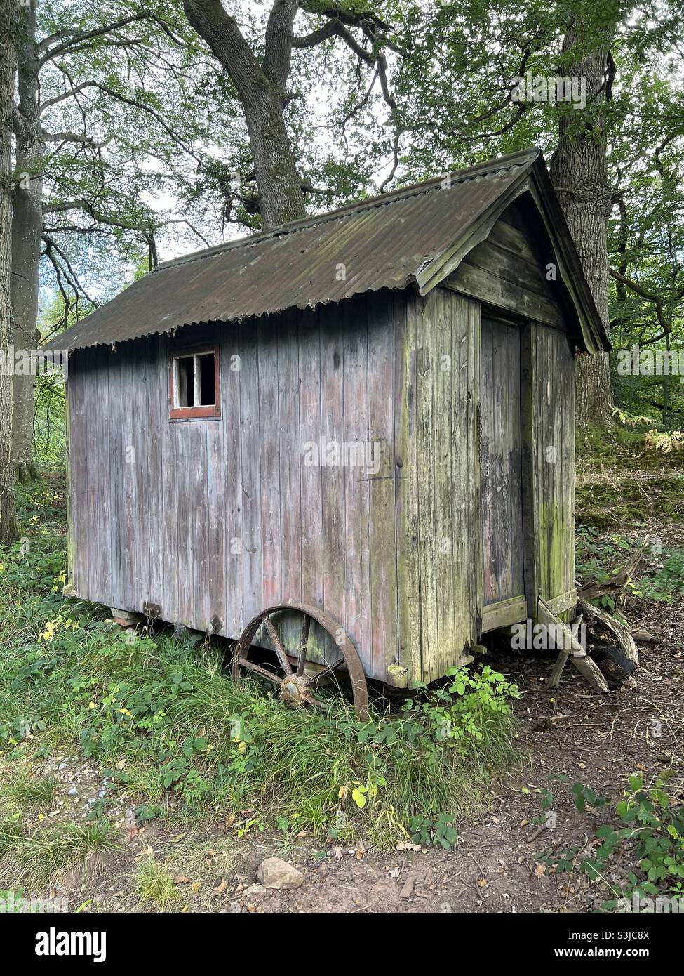 Shepherd hut hi-res stock photography and images - Alamy