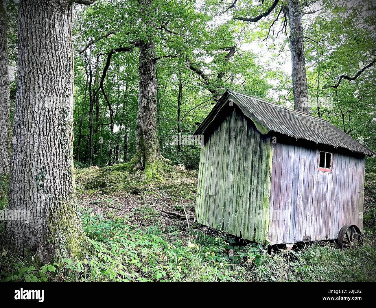Shepherd hut hi-res stock photography and images - Alamy