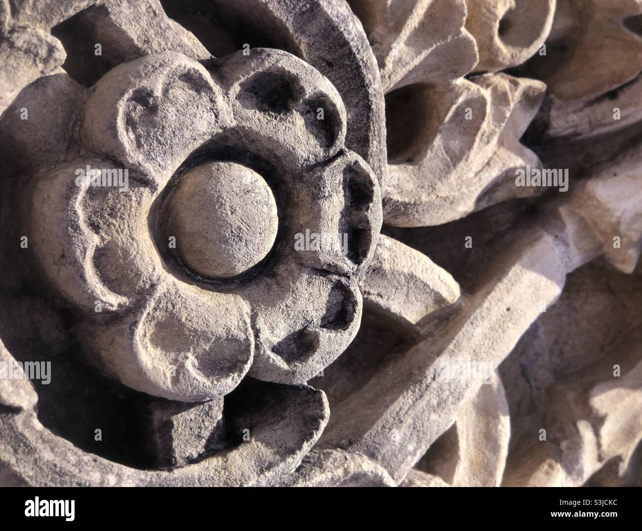 Stone trim hi-res stock photography and images - Alamy