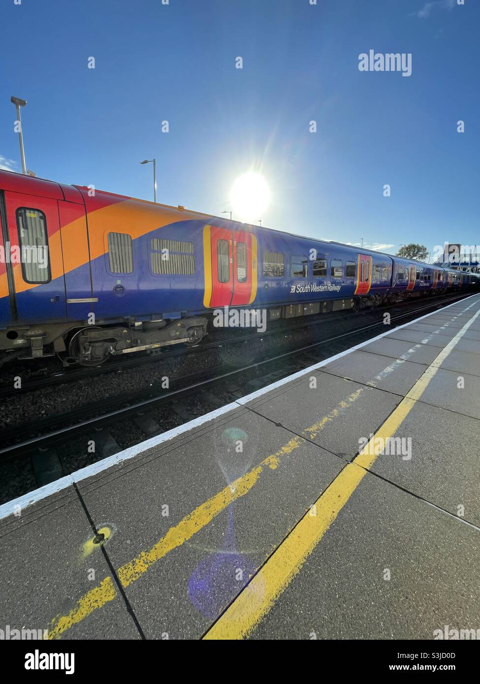 Train sun hi-res stock photography and images - Alamy