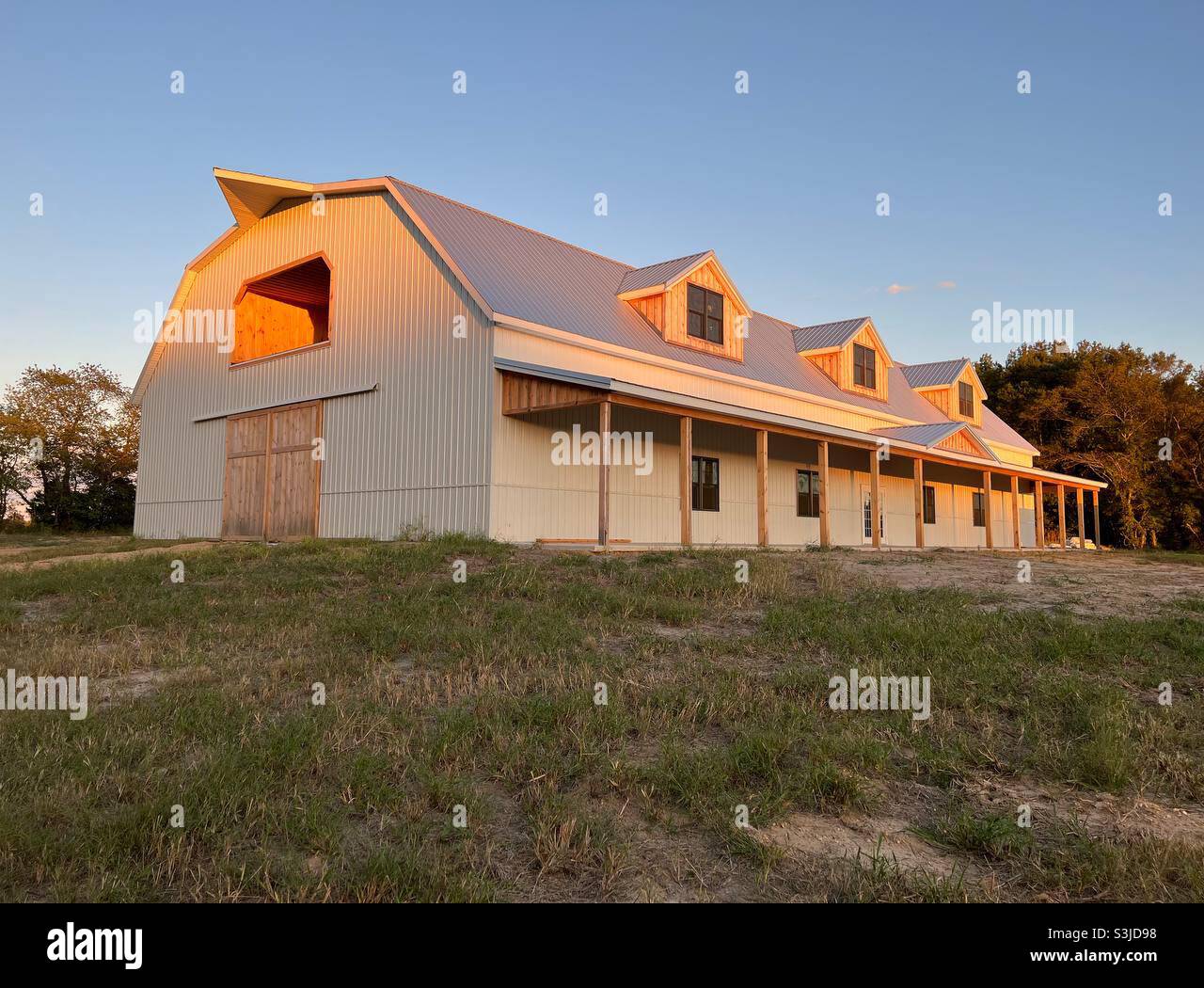 Barn attic hi-res stock photography and images - Alamy