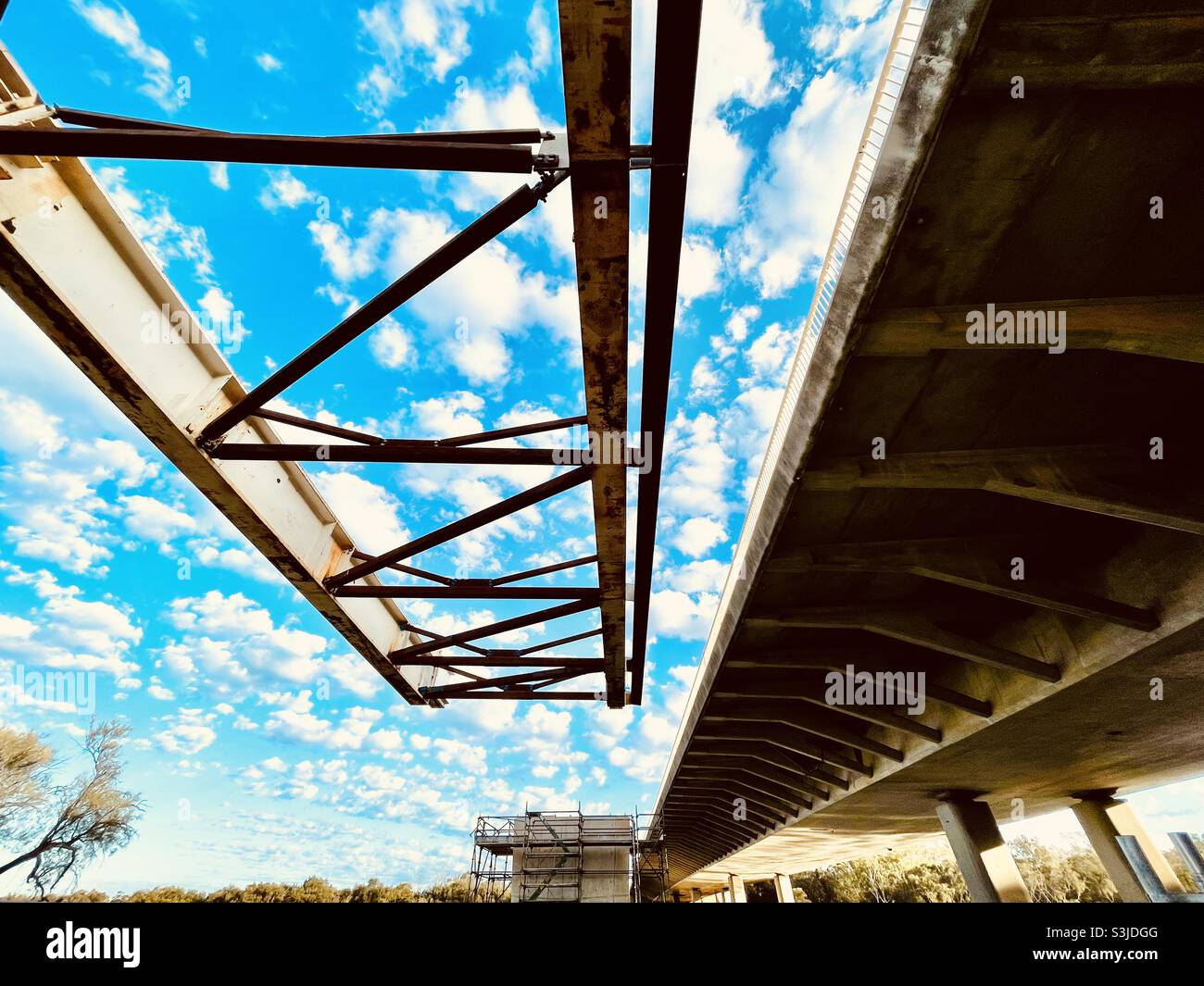 Bridge steel truss framework hi-res stock photography and images - Alamy