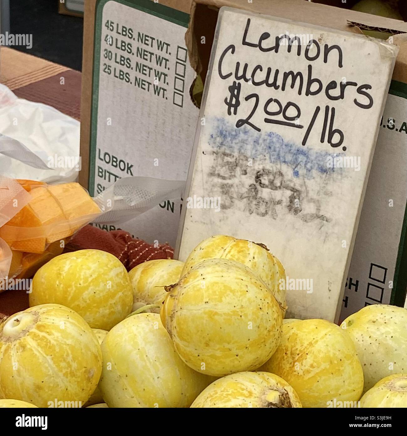 Farmers market cucumber hi-res stock photography and images - Alamy