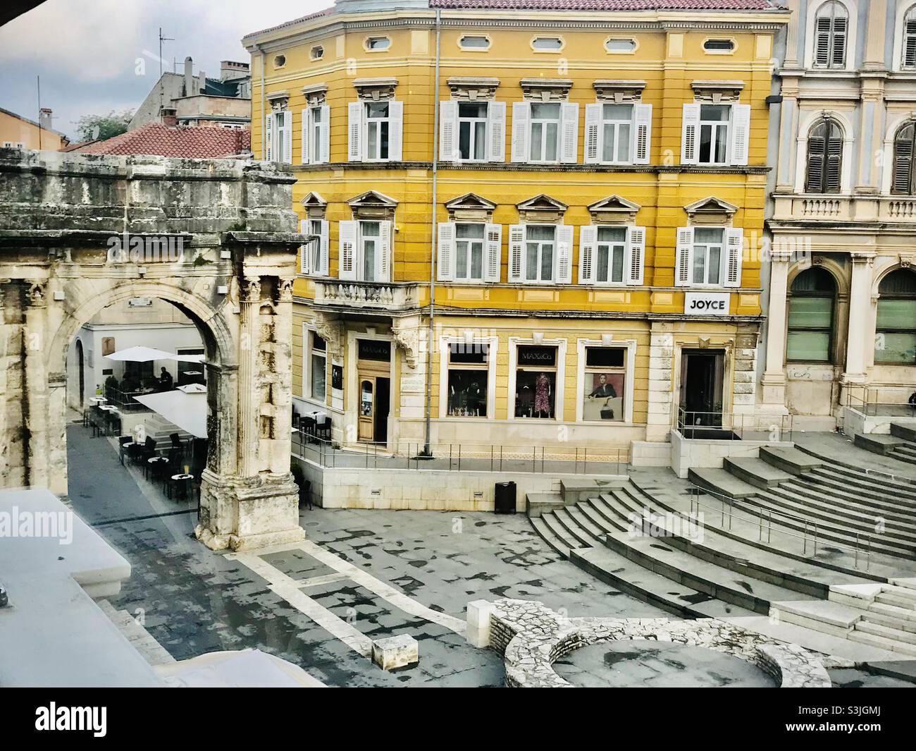 A view at the city centre of Pula, Croatia Stock Photo - Alamy