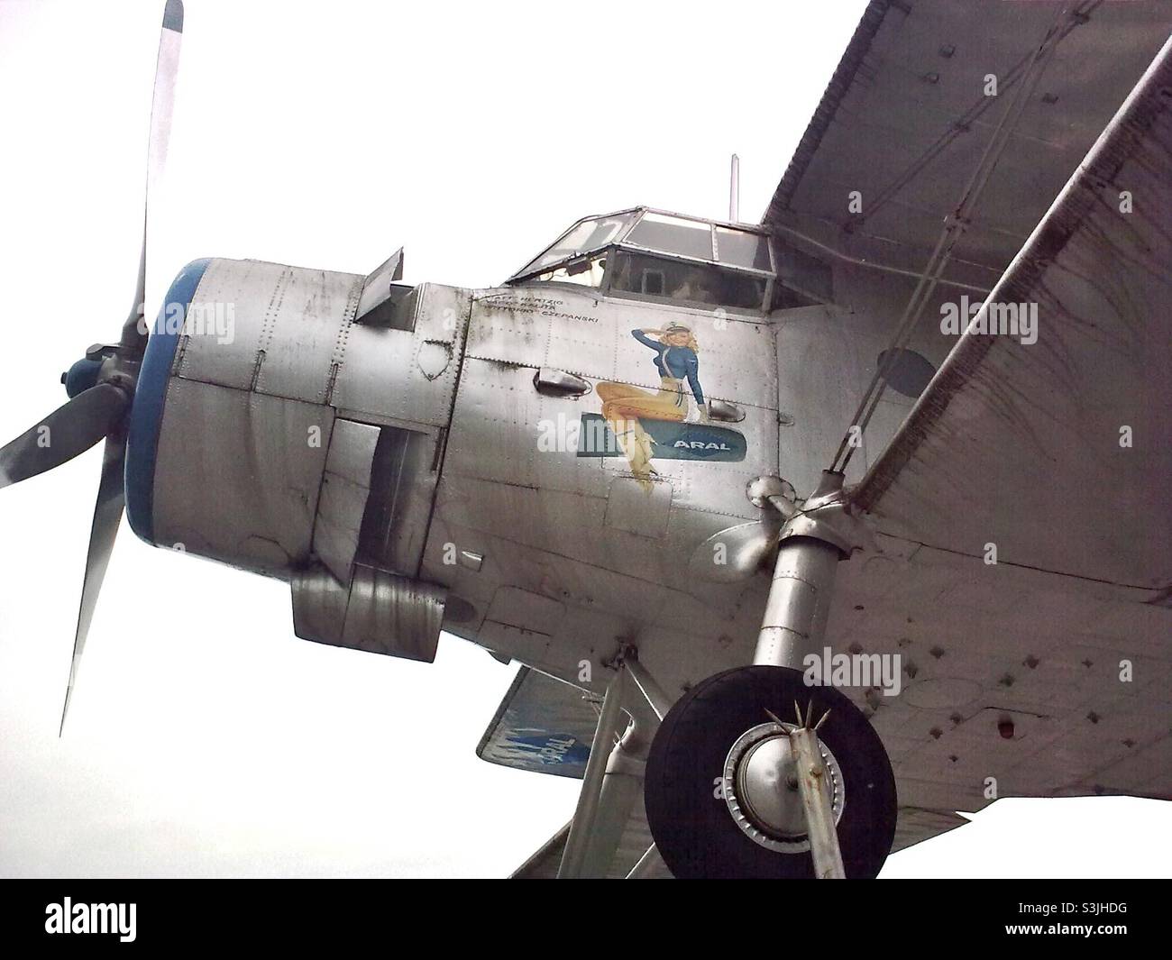 Antonov an2 hi-res stock photography and images - Alamy