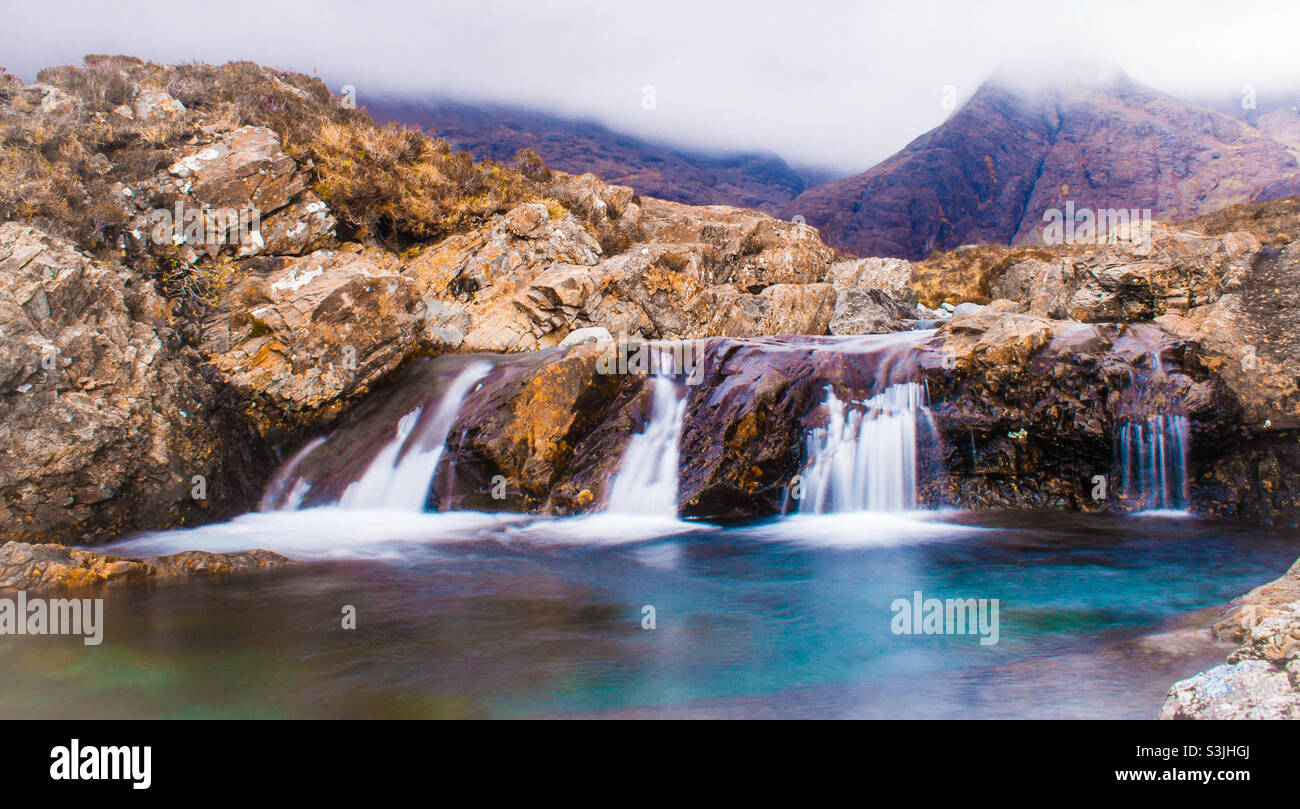 Water underneath hi-res stock photography and images - Alamy
