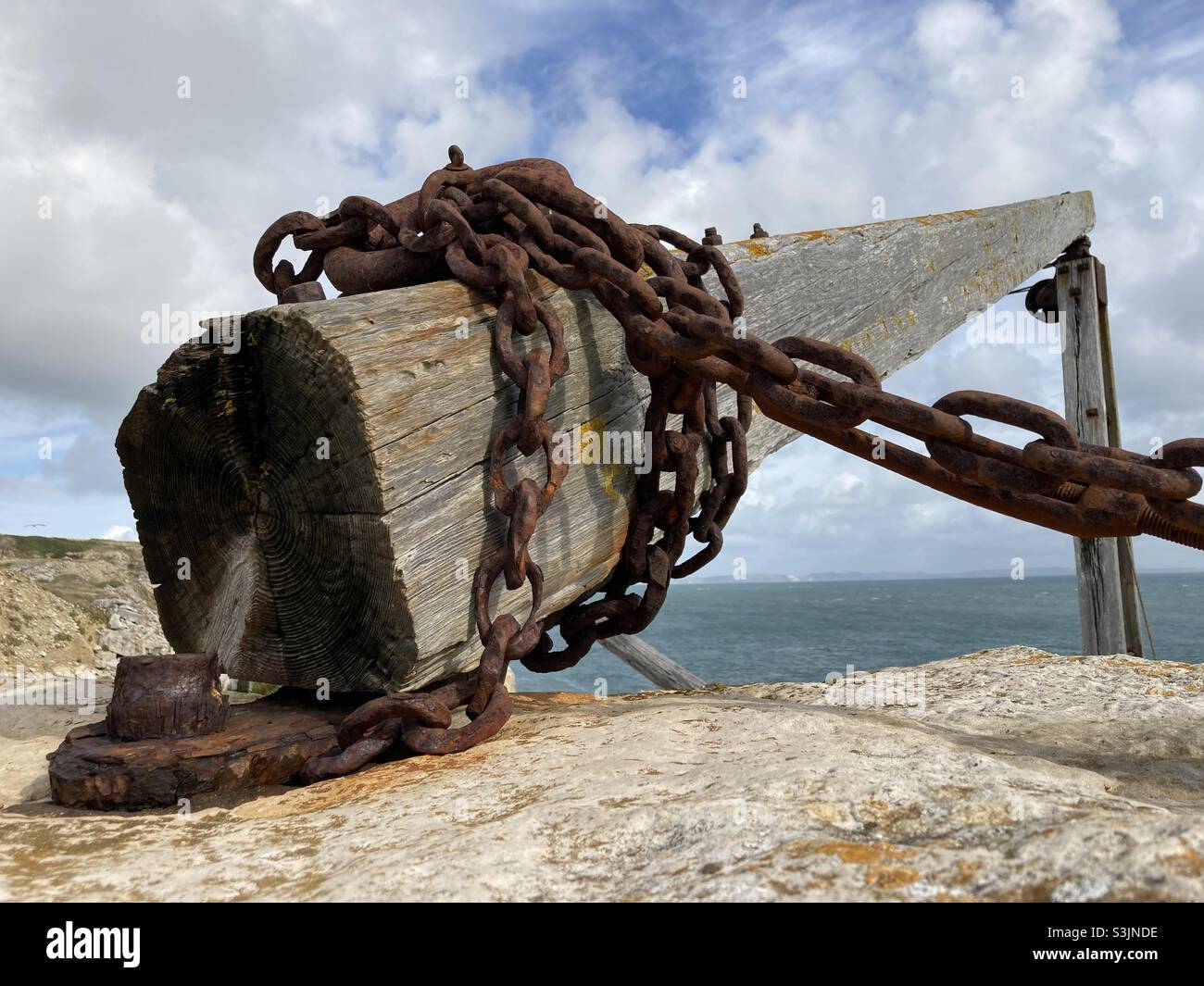 Old stone quarry crane hi-res stock photography and images - Alamy