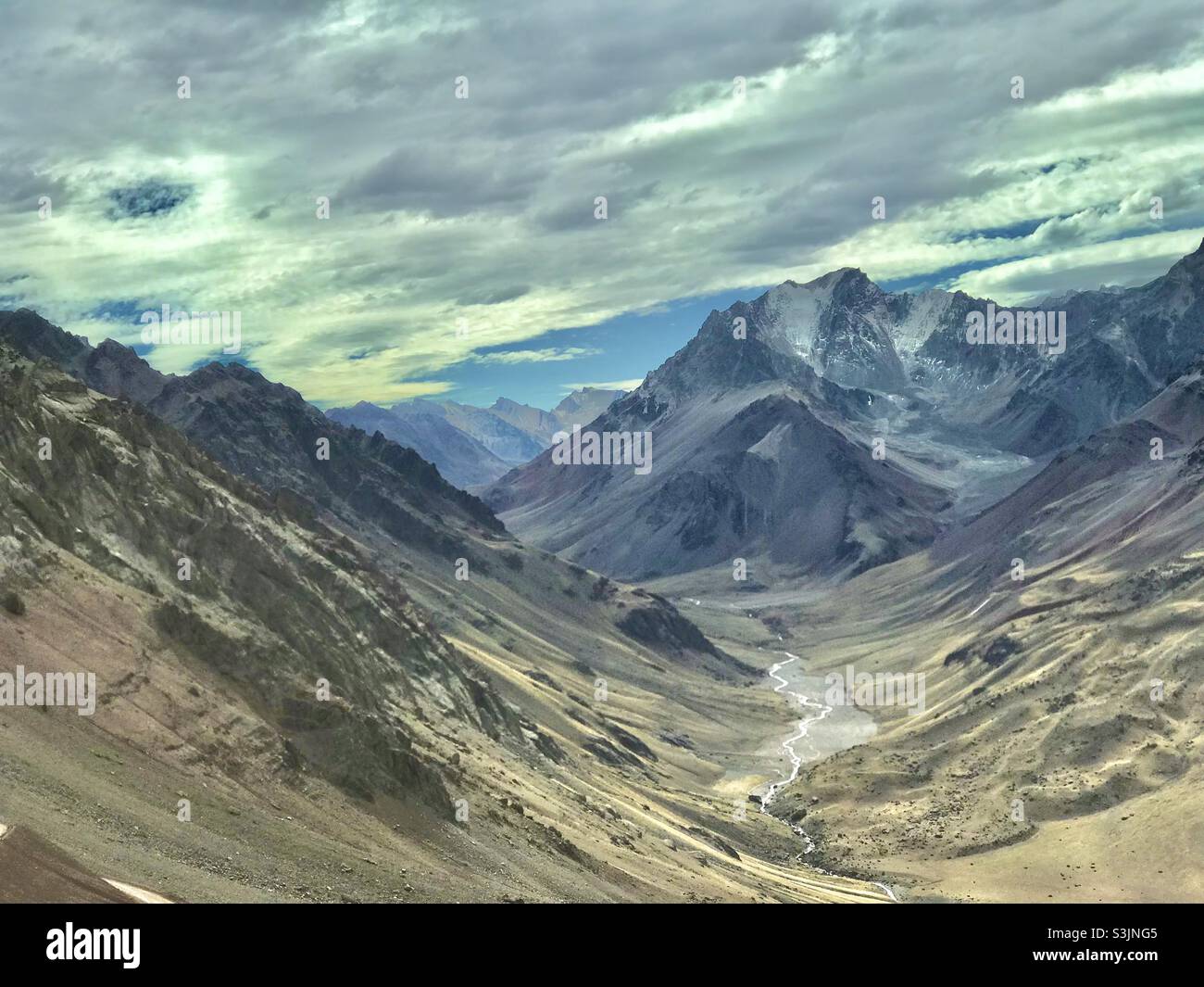 Andes peaks hi-res stock photography and images - Alamy