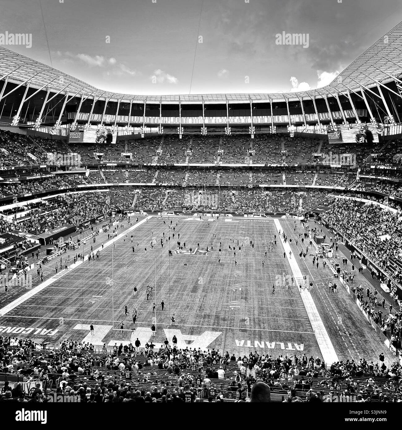 Tottenham hotspur stadium new york jets hi-res stock photography and ...