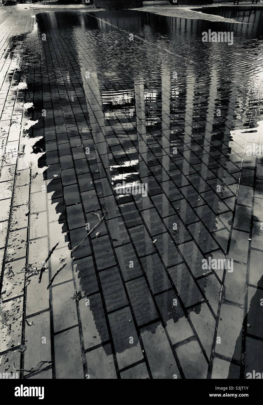 Rain block hi-res stock photography and images - Alamy