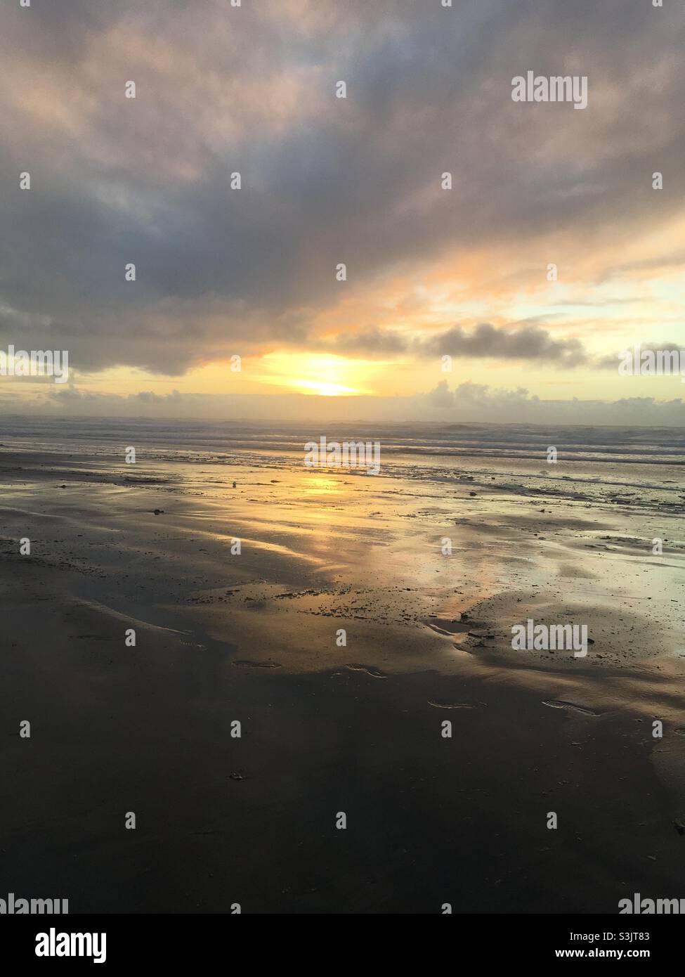 Sunset with Reflection at Beverly Beach State Park Newport Oregon Stock ...