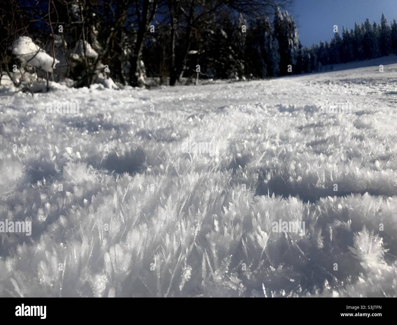 Snow crystals, sun hi-res stock photography and images - Alamy