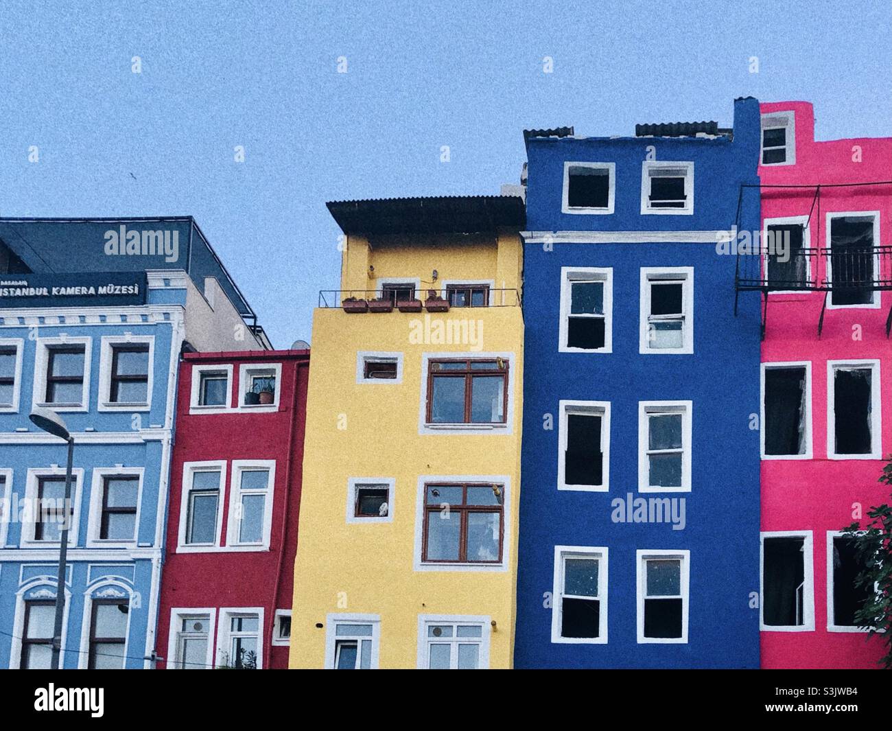 Istanbul colorful houses hi-res stock photography and images - Alamy