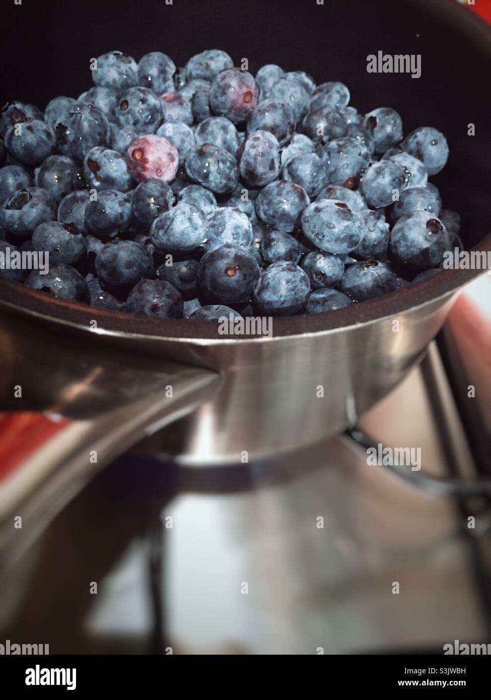 Jam cooking in pot hi-res stock photography and images - Alamy