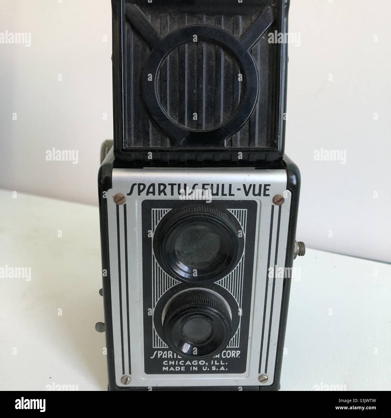 Vintage medium format Spartus camera Stock Photo - Alamy