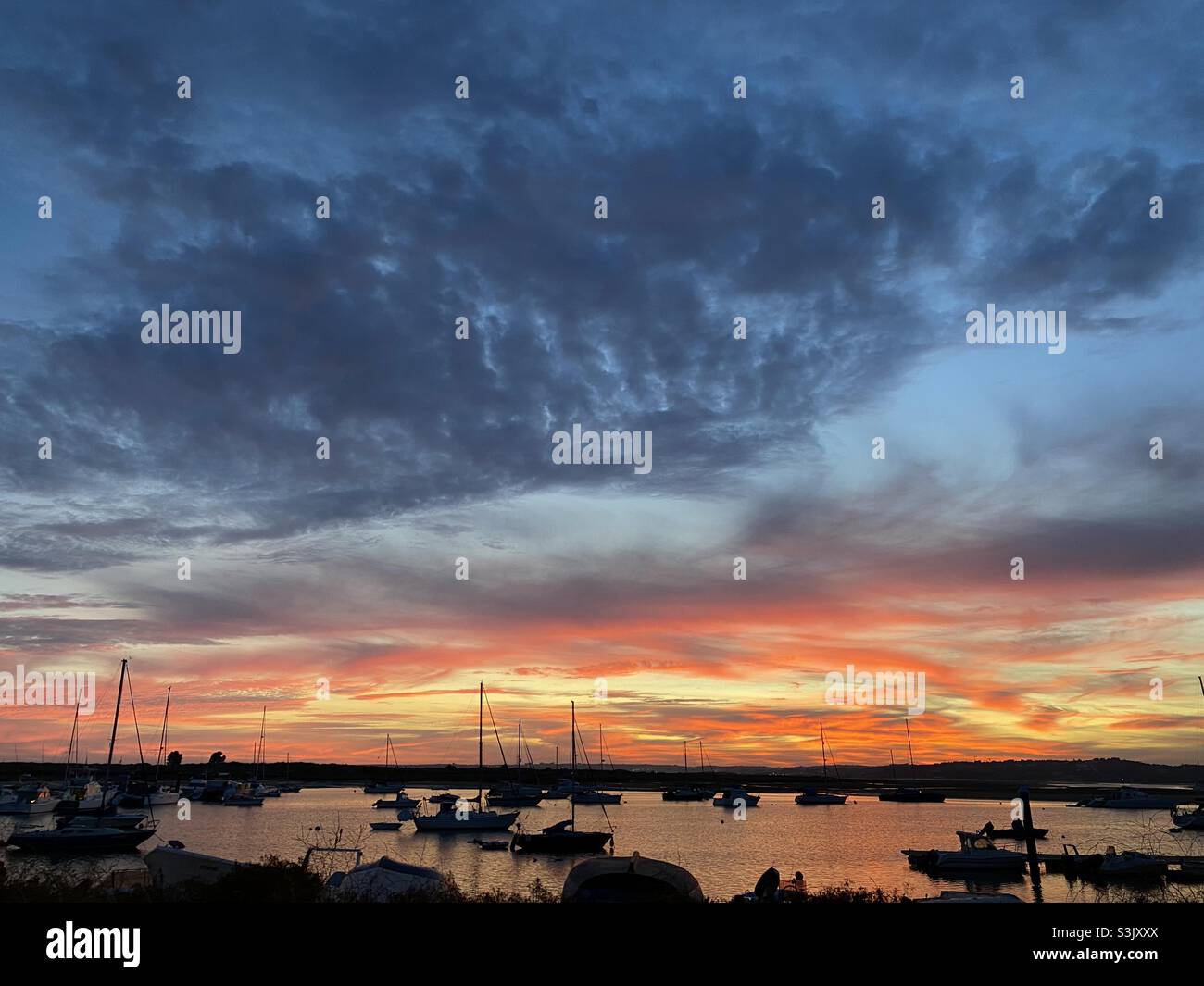 Alvor harbour hi-res stock photography and images - Alamy