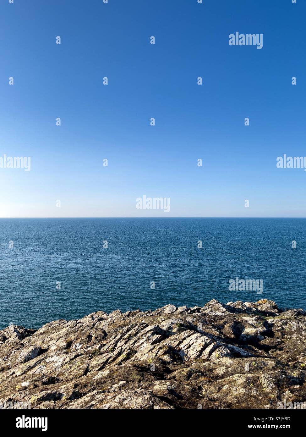 Rock pattern sea hi-res stock photography and images - Alamy