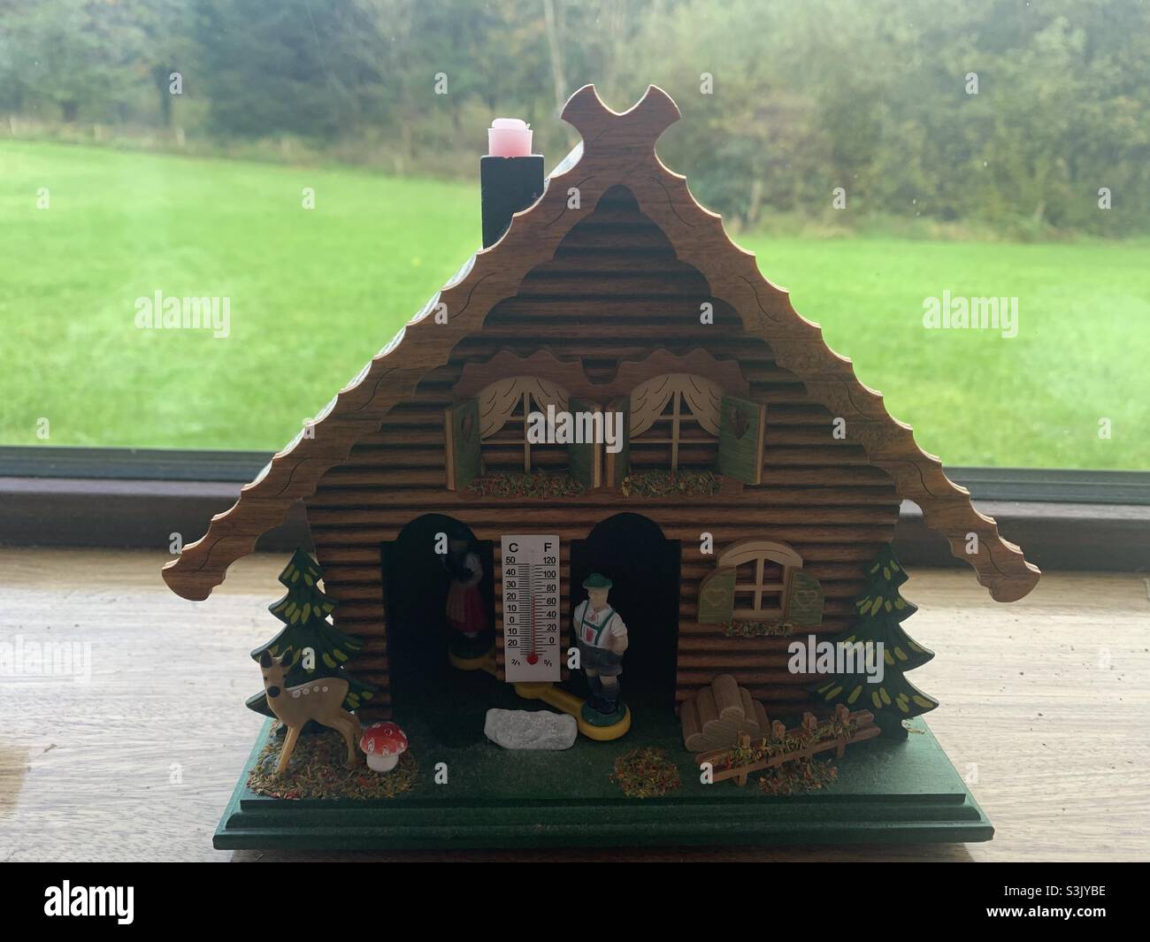 Weather house hi-res stock photography and images - Alamy