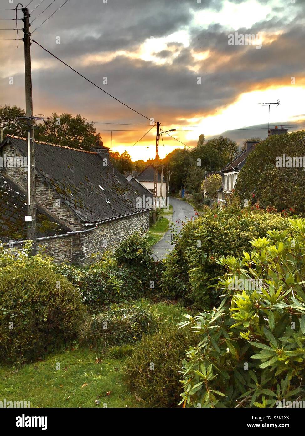 Breton village hi-res stock photography and images - Alamy