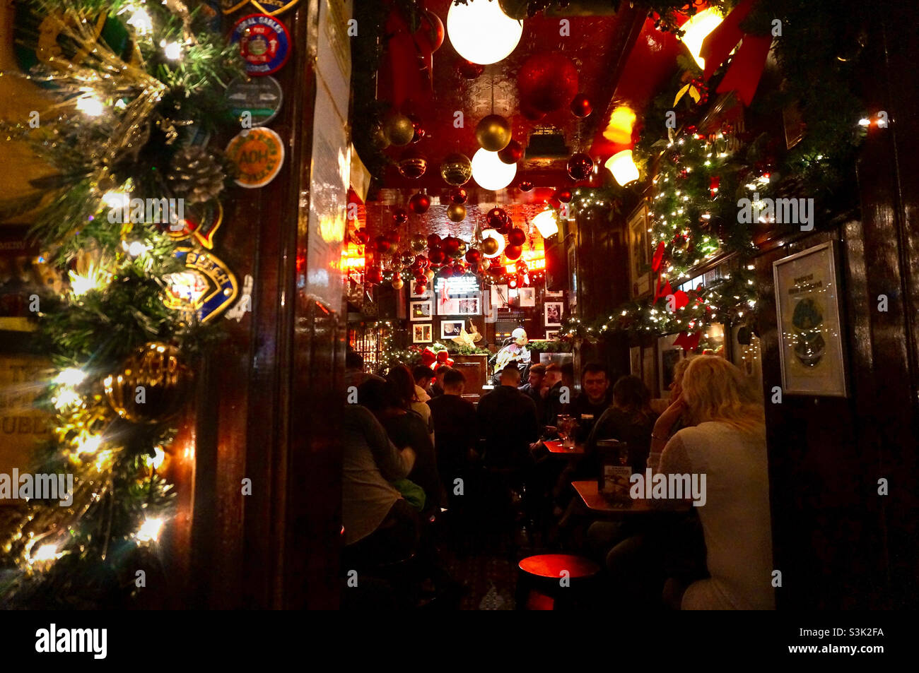 Temple bar in dublin hi-res stock photography and images - Alamy