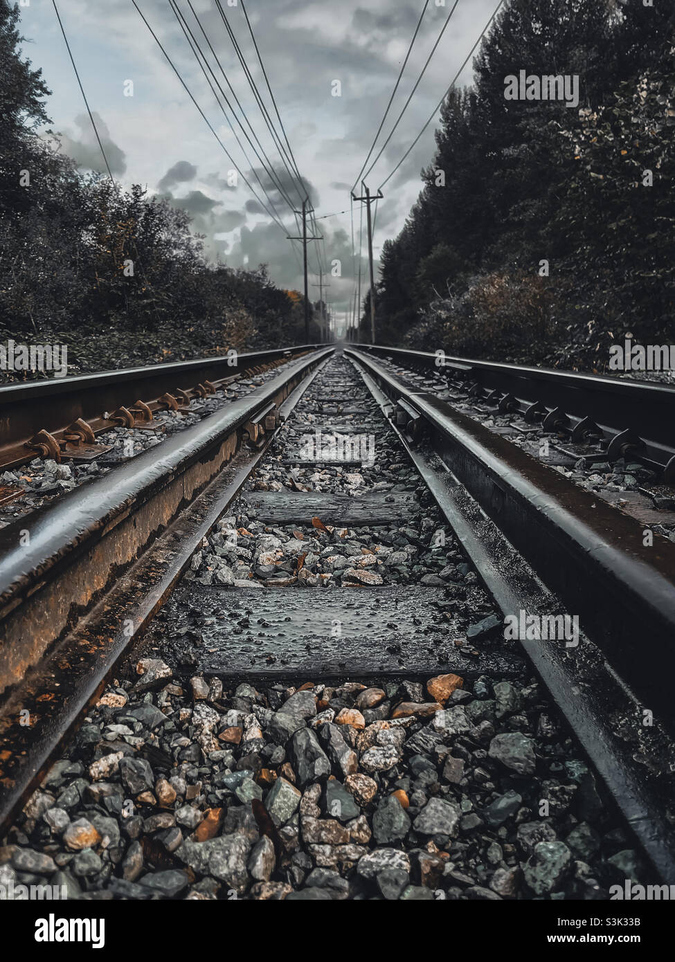 Wet railroad tracks hi-res stock photography and images - Alamy
