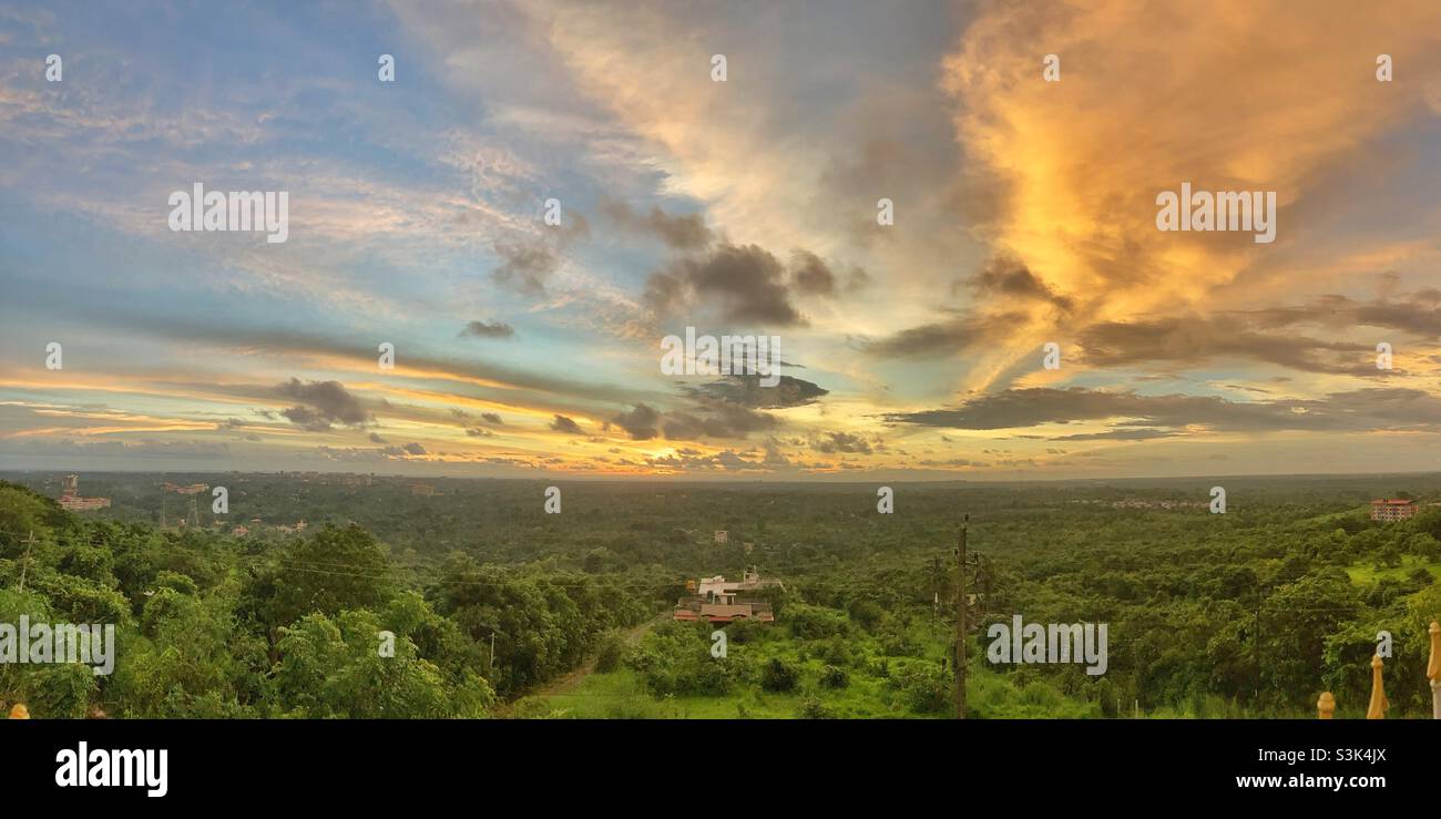 Evening scenery hi-res stock photography and images - Alamy