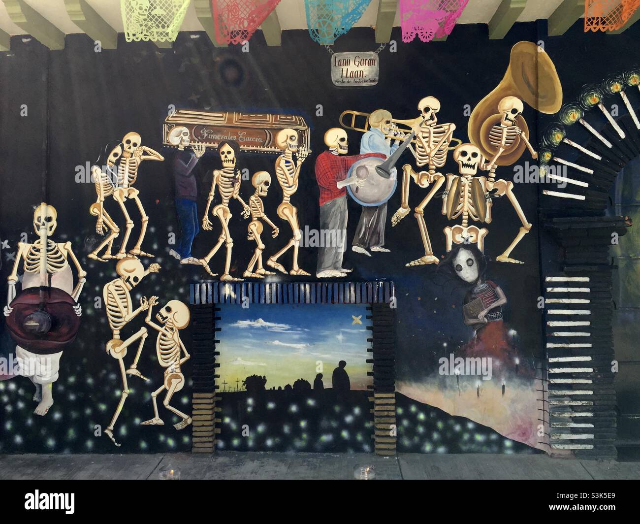 Mural, Dia de los Muertos (Day of the Dead), Oaxaca, Mexico Stock Photo ...