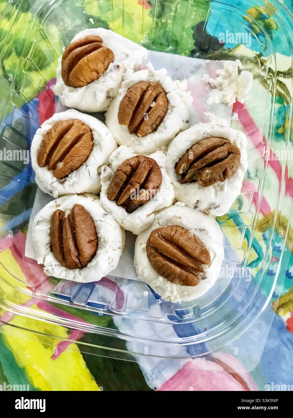 Divinity candy hi-res stock photography and images - Alamy