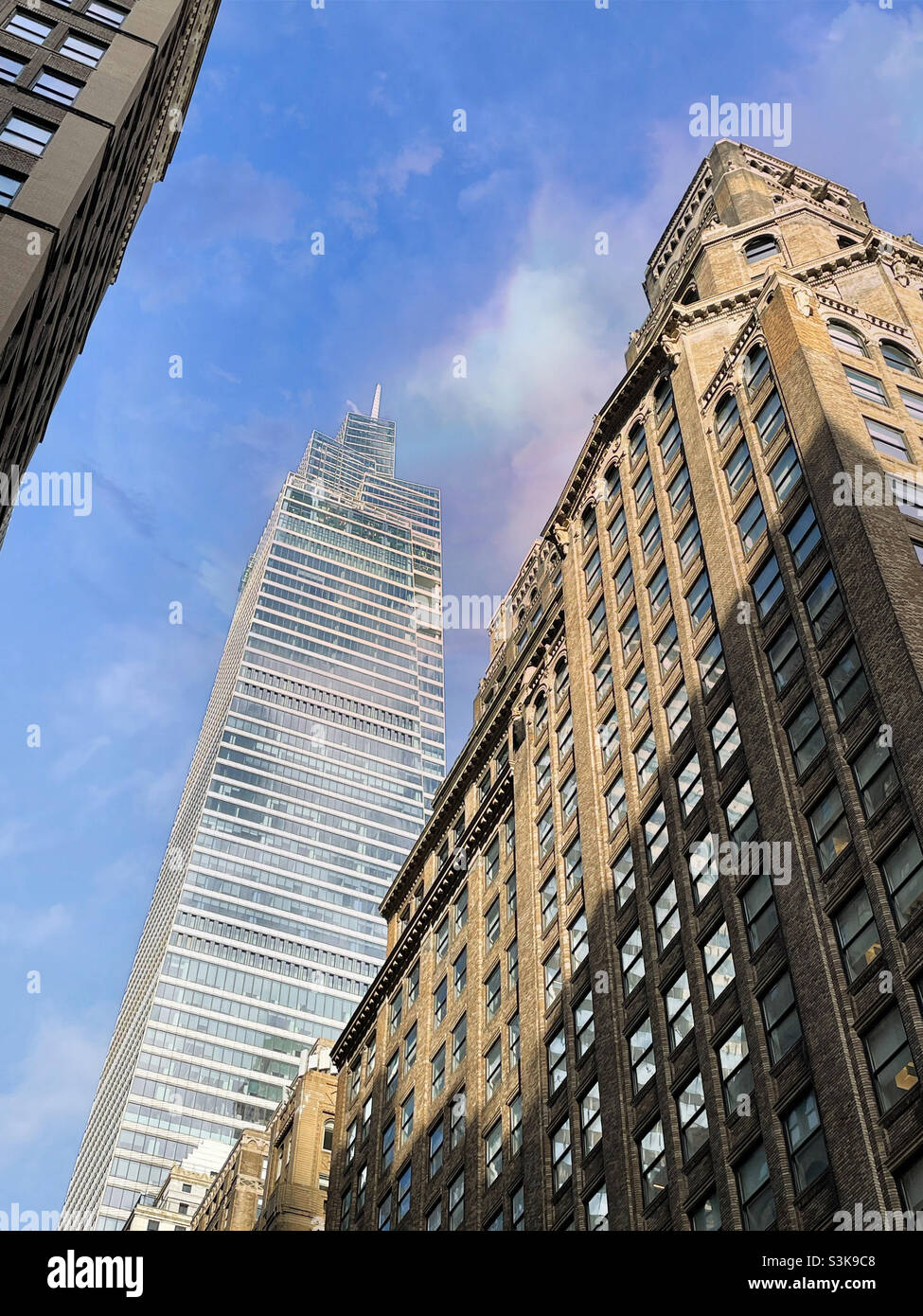 Office buildings and One Vanderbilt as seen from Madison Avenue looking ...