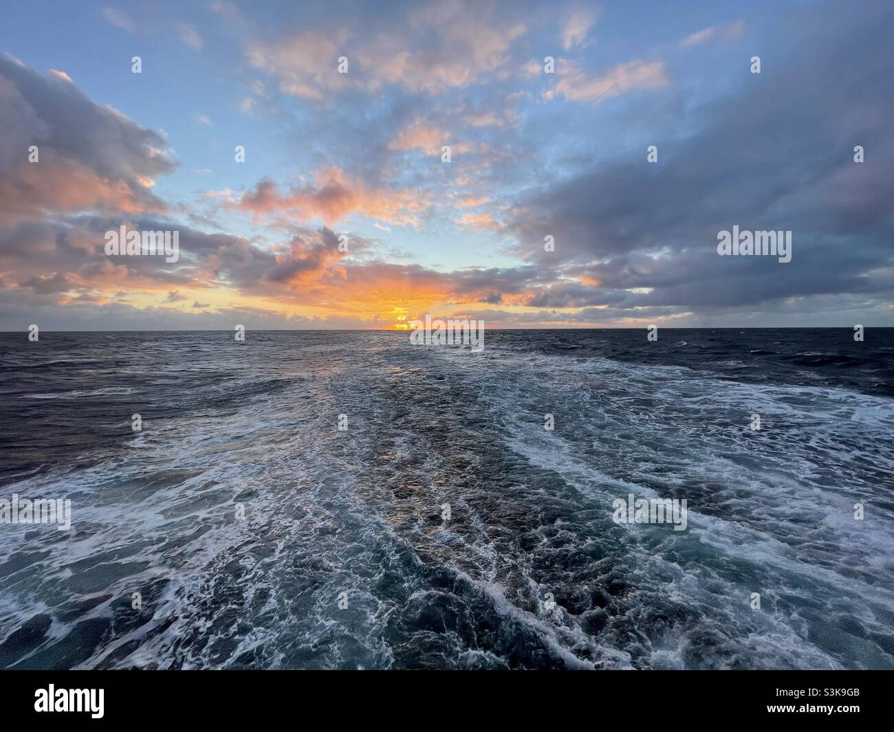 Keel ocean hi-res stock photography and images - Alamy
