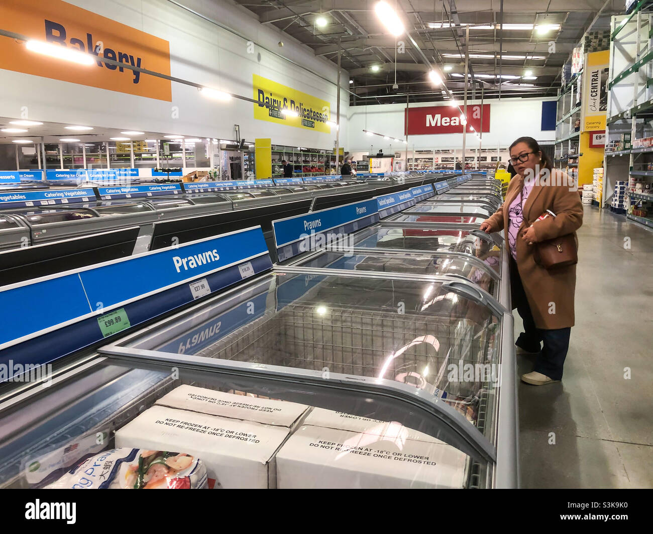 Freezer section hi-res stock photography and images - Alamy