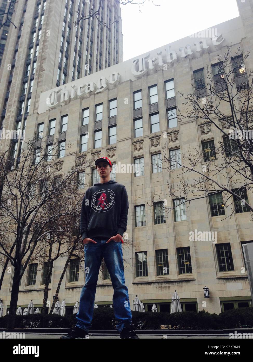 Chilling on a cold chicago day chicago tribune building hi-res stock ...
