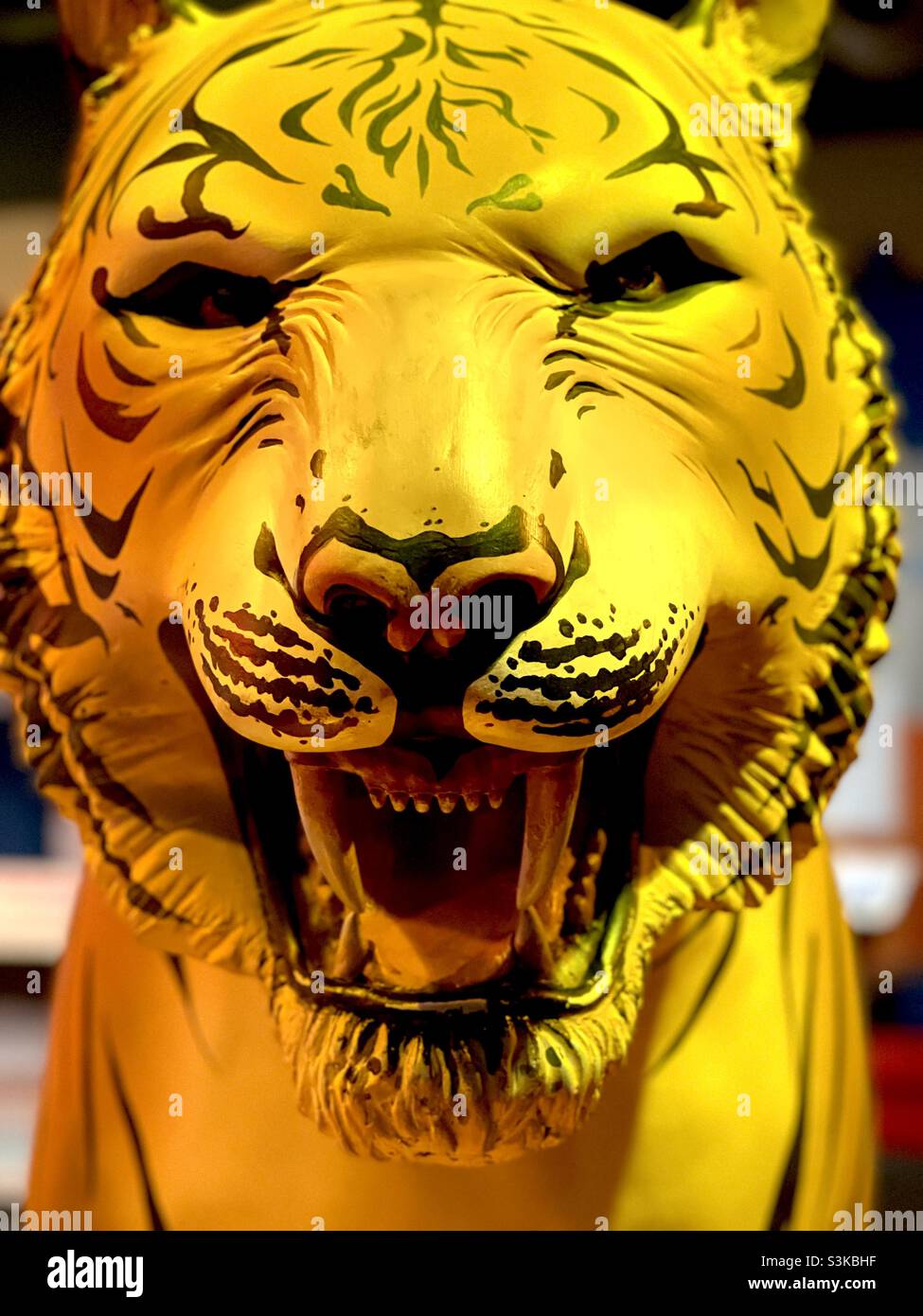 Amusement park Lion ride Stock Photo - Alamy