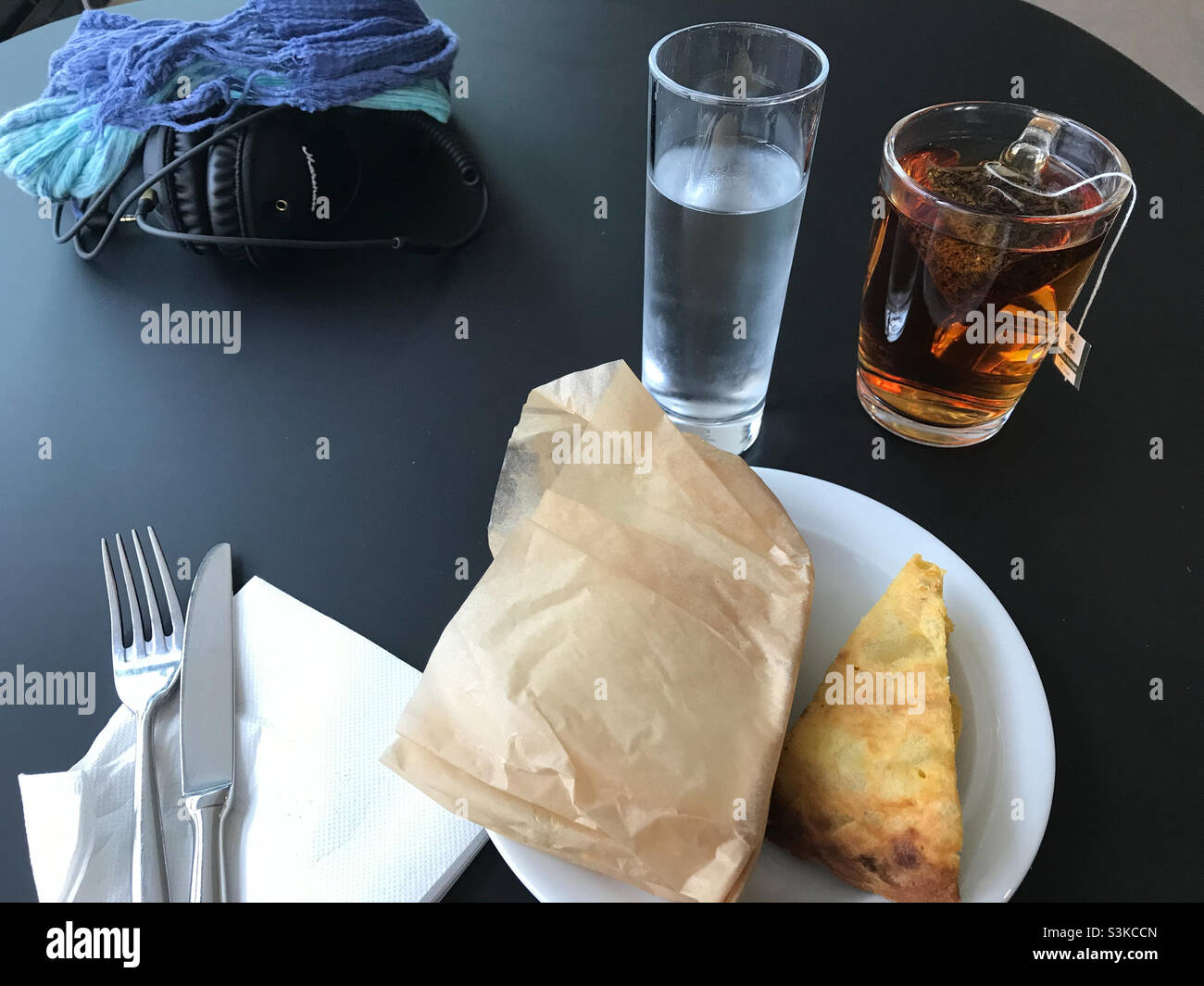 Breakfast at the lounge in airport Stock Photo - Alamy