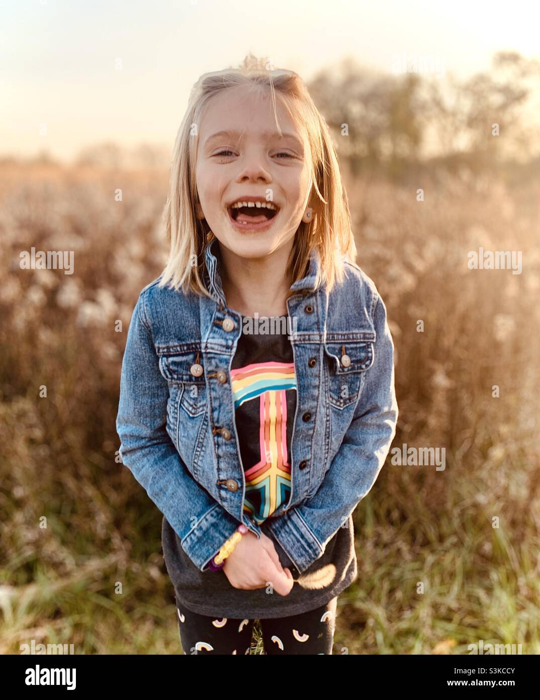 Laugh and smile hi-res stock photography and images - Alamy