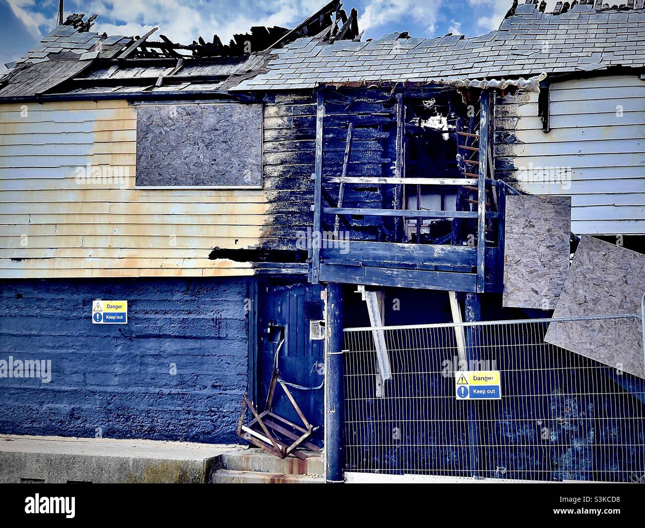 Falling damage hi-res stock photography and images - Alamy